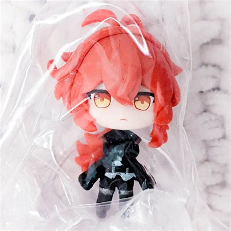 Diluc Genshin Impact Mini Gashapon Chibi Figure Bushiroad Mihoyo Vo