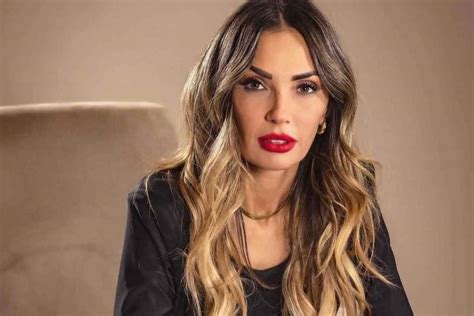 Scelta Ida Platano A Uomini E Donne Lannuncio In Un Video Il Dettaglio è Inequivocabile