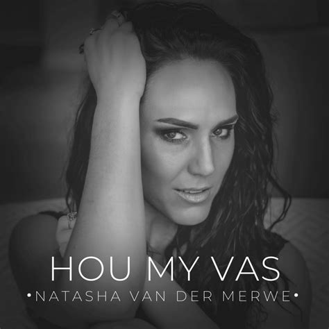 Natasha Van Der Merwe Reik Debuut Enkelsnit Uit