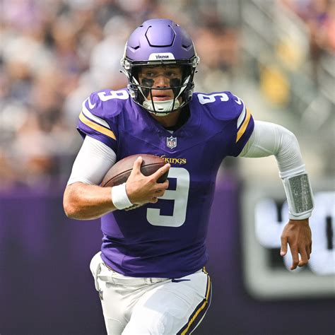 Stunning Lsu Cheerleader Turns Heads With Beach Photo The Spun