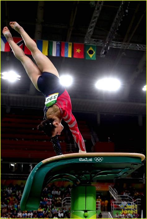 Simone Biles Aly Raisman Head To All Around Madison Kocian Tops