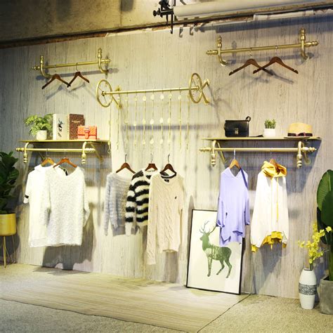 服装店展示架上墙男女装童装店陈列架衣架正侧挂墙上挂衣杆壁挂式虎窝淘 服装店展示架上墙男女装童装店陈列架衣架正侧挂墙上挂衣杆壁挂式虎窝淘