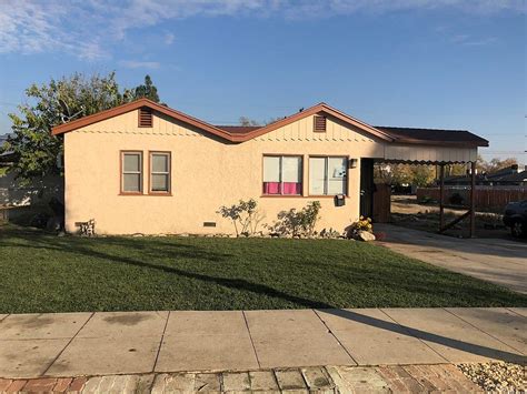 2513 Genevieve St San Bernardino Ca 92405 Zillow