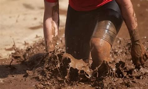 هل الطين في المنام سحر؟ هذا رأي النابلسي وبن شاهين وبن سيرين