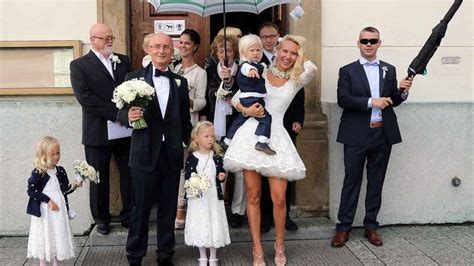 Slovácký Miliardář A Majitel Synotu Ivo Valenta Se Oženil Podívejte Se Olomoucký Deník