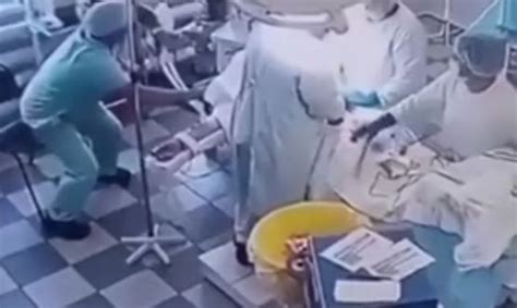 Jeta Më E Fortë Se Tërmeti Mjekët Se Braktisin Pacientin Gjatë Lëkundjes 8 8 Ballë