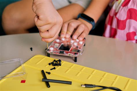 Stemfinity Bit Diy Gaming Console Circuitmess Stemfinity Bit Diy Gaming Console Circuitmess