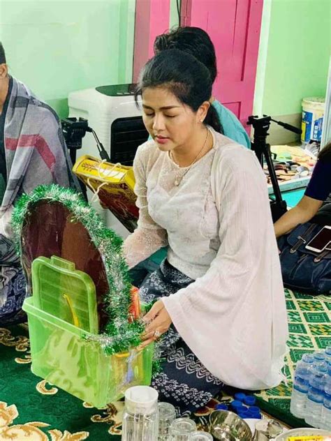 ဂေဟာဖွင့်ပွဲနဲ့ ကလေးကင်ပွန်းတပ်ပွဲလေးတွေ ပြုလုပ်ခဲ့ရလို့ ဖော်မပြနိုင