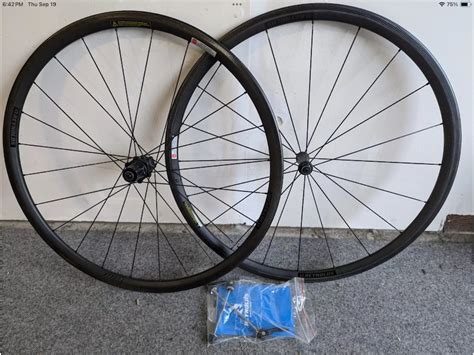 Reynolds Attack 700c Tubeless Ready Rim Brake Wheelset For Sale