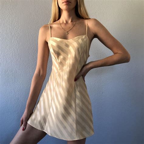 Absolutely Stunning Vintage Diagonal Candy Stripe Depop