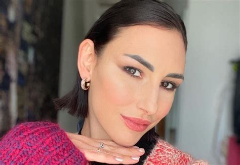 Amici Giulia Pauselli Dopo Lintervento Chirurgico “ora Spero Di Non Dovermi Più Vergognare…”