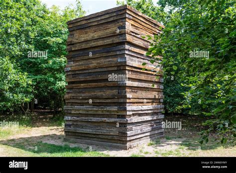 Indoor Sleeper Jarrah Wood 2020 Sean Scully At Houghton Hall Stock