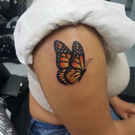 Monarch Butterfly Tattoos On Shoulder