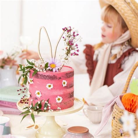 Kakepynt Treverk Kaninører Festutstyr No