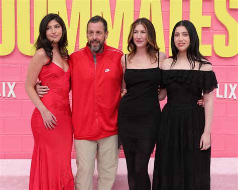 Adam Sandlers Daughter Sadie Looks Gorgeous Photos