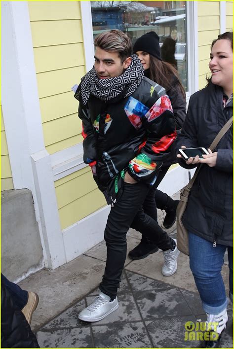 Nick Jonas Admits Hes Had A Lot Of Sex During Sundance Panel Photo 3559161 Joe Jonas Nick