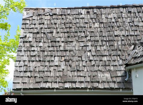 Wood Shingle Roof In Poor Repair Wood Shingles Are Thin Tapered Pieces Of Wood Primarily Used