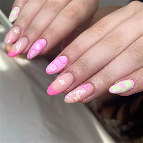 30 Seriously Cute Pink Nail Designs For The Girly Girls Haul Of Fame