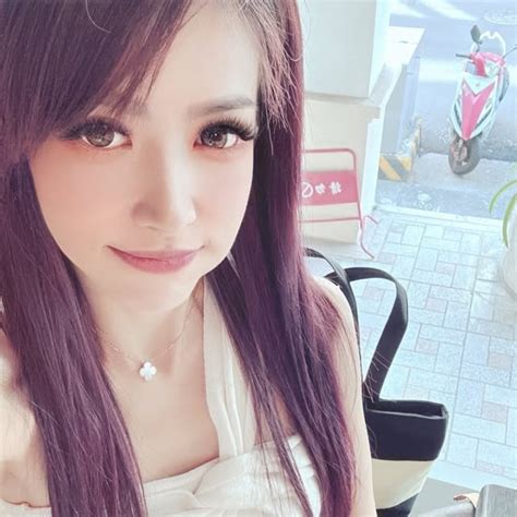 Ning Ning Ning1027 • Threads Say More