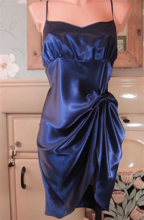Vtg Cobal Glossy Slippy Soft Satin Effect Full Slip Nightie Gown Dress