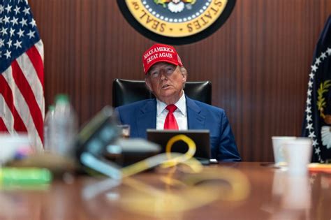 Sofía Vergara Spends Emmys 2025 In The Emergency Room