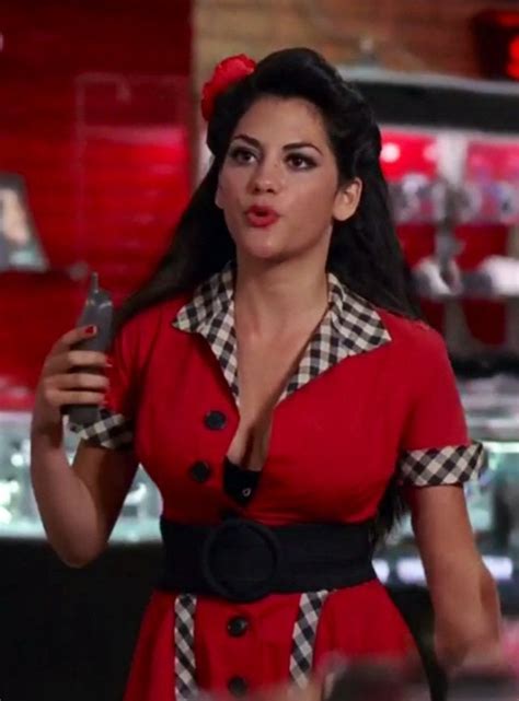Inbar Lavi Entourage