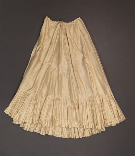 Skirt · Fashion Archive · Omeka S