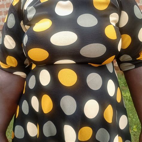 Bootyhug主播：免费直播性爱表演和聊天 Stripchat