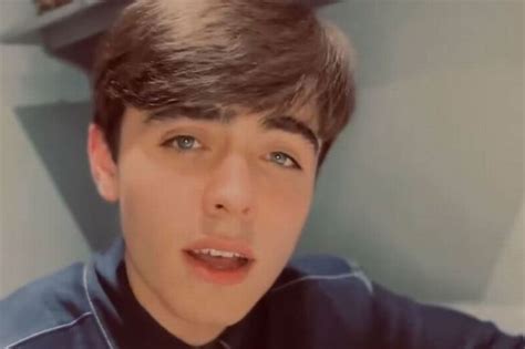 Who Is Goodison Park Performer Ellis Murphy Musician Called Scouse Bob Dylan