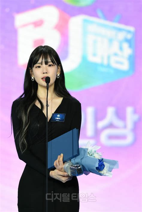 포토 Bj 기룡이 `아프리카tv 신인상 받았어요` 디지털타임스