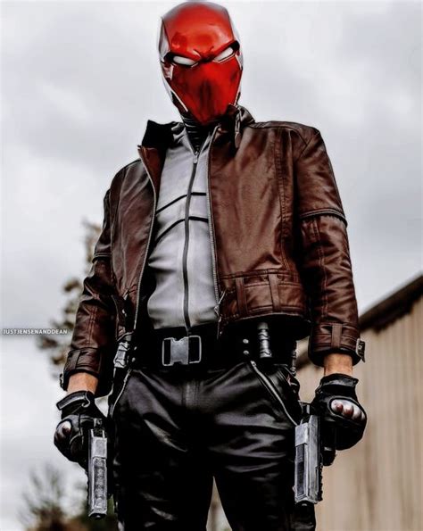 Jensen Ackles ฅ•ﻌ•ฅ And Critical Role Jensen Ackles Red Hood