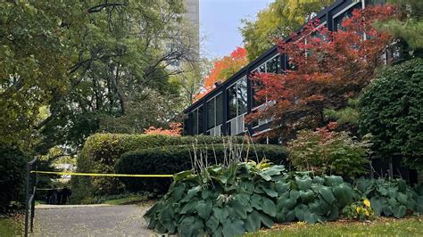 Synagogue Leader Is Killed In Detroit But Motive Is Not Known