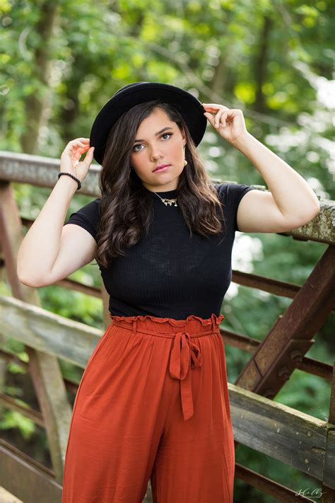 Marleighdeemackhsclassof2020seniorpictures0003 Shelby