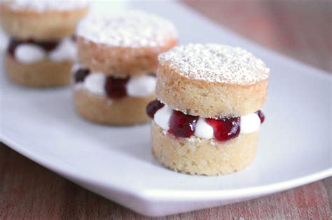 Mini Sponge Cakes