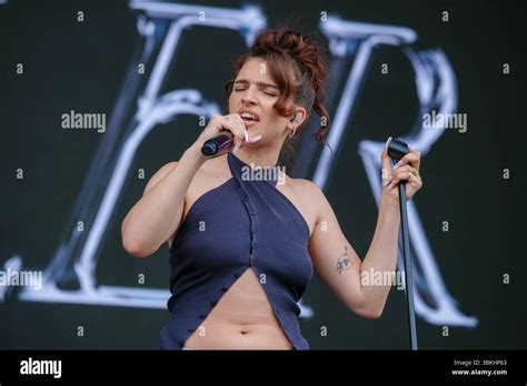 Newport Isle Of Wight Uk 21st June 2025 British Singer Songwriter