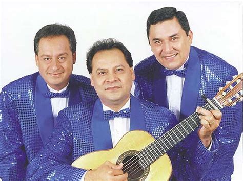 A Renewed Trio Los Panchos Sings Beloved Boleros Reviving A Sensual