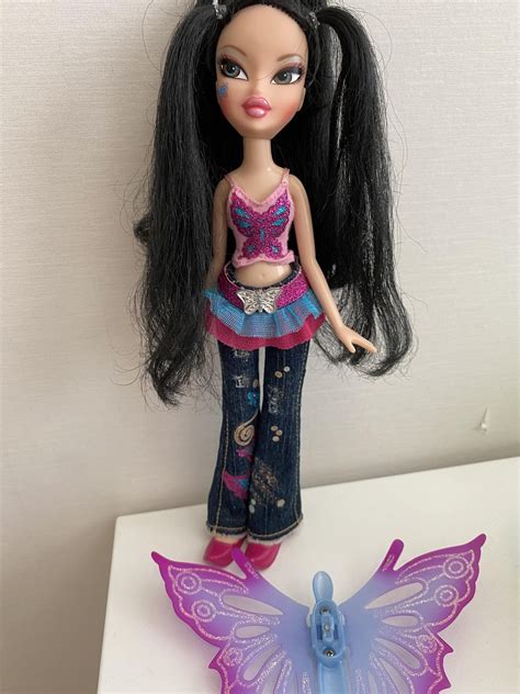 Any Tips On How To Get Her Wings To Stay On Not Sure How To Fix Them