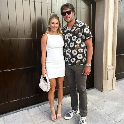 Kelly Stafford Theorizes The ‘ghost Of J Lo Is Haunting Her La Home