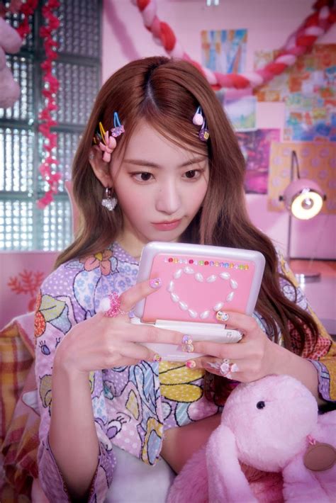 Le Sserafim Sakura Fearless Pink Sakura Sakura Miyawaki