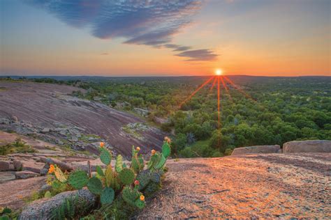 Travel The Texas Wine Trail In Fredericksburg Houstonia
