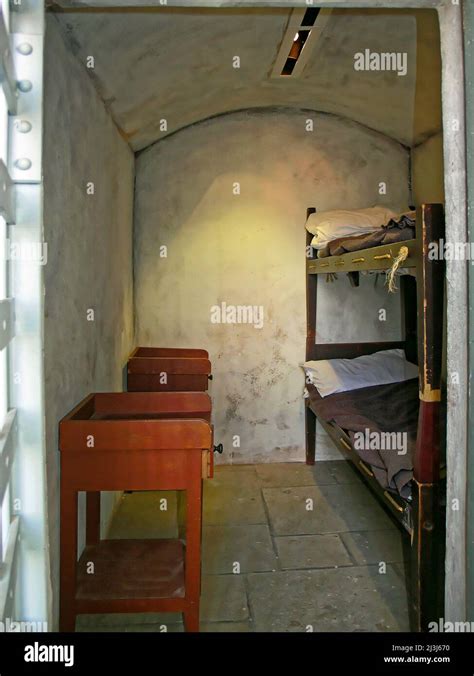 Prisoners Cell Interior 2 Person 6x6x8 Feet Stark Bunk Beds