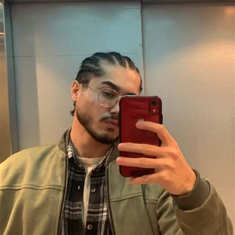 ‎🔺 Pouria پوریا🔺‎ 1pouria • Threads Say More