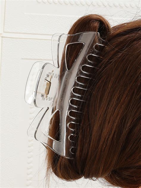 Minimalist Solid Hair Claw