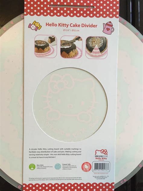 Hello Kitty Cake Divider 傢俬＆家居 廚具和餐具 食物整理及儲存 Carousell