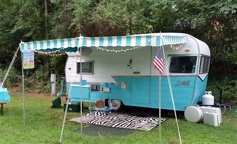Wing It” — Restoring A 1964 Shasta Airflyte And Hitting The Road