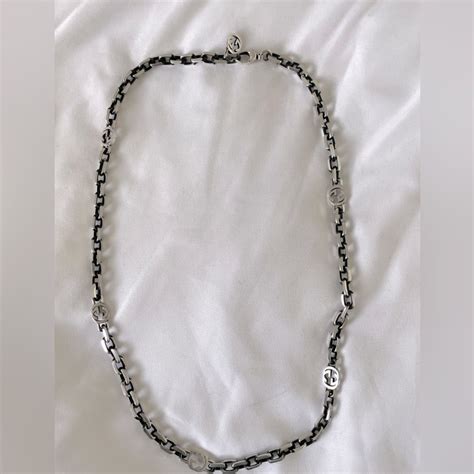Gucci Silver Necklace With Interlocking G Gem