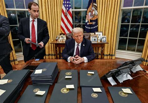 Trump First Day Executive Order Metal Photo Domagron