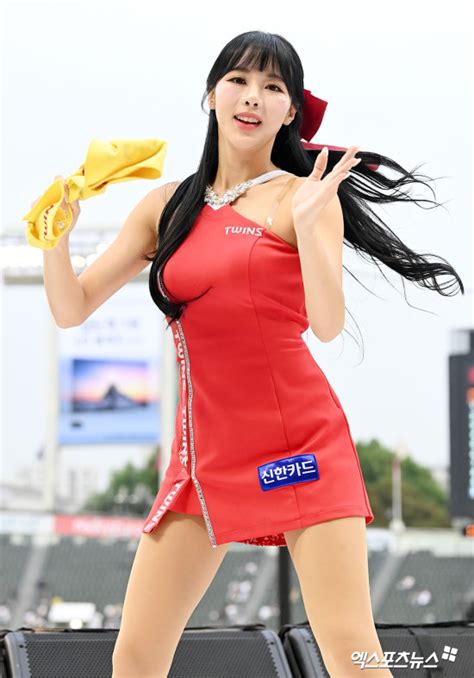 차영현 치어리더 군살없는 몸매 엑s Hd포토