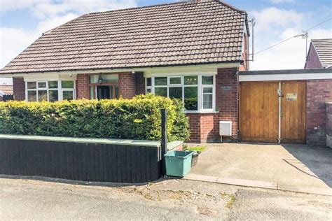Property For Sale In Cross Lane Pentre Broughton Wrexham Ll11 Buy