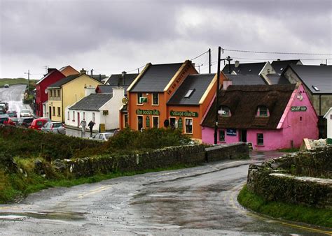 Irish Village Wallpaper